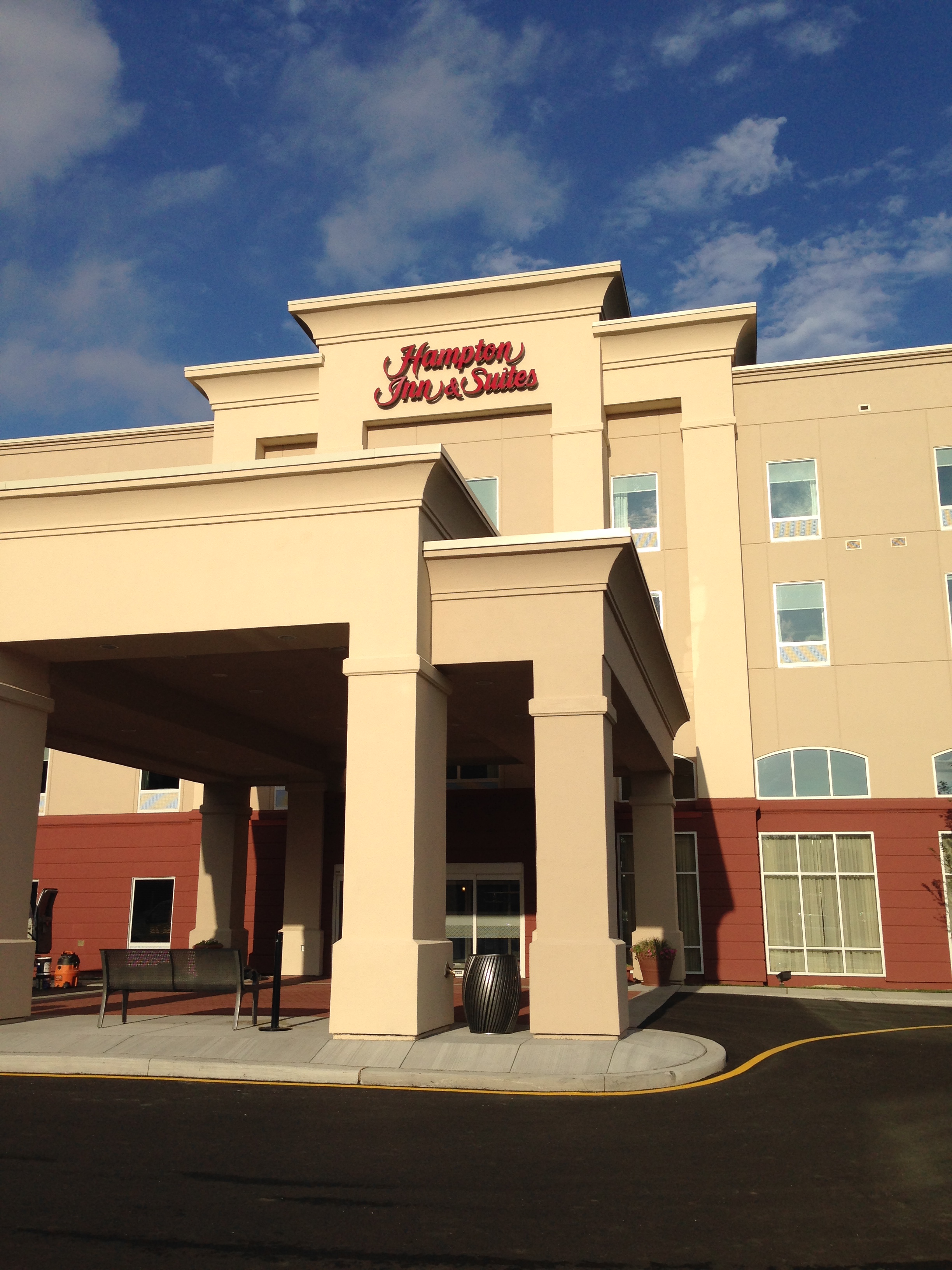 Hampton Inn Newark - BPGS Construction : BPGS Construction